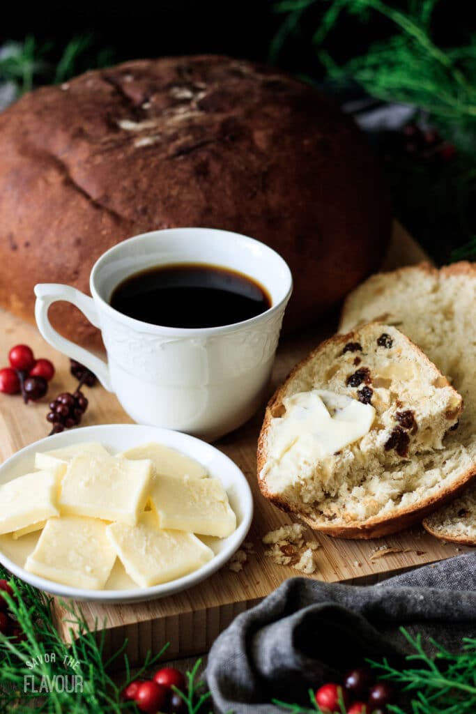 Julekake: Norwegian Christmas Bread - Savor the Flavour