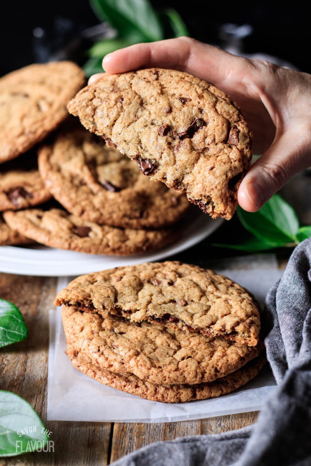 Panera Bread Chocolate Chipper Cookies - Savor the Flavour