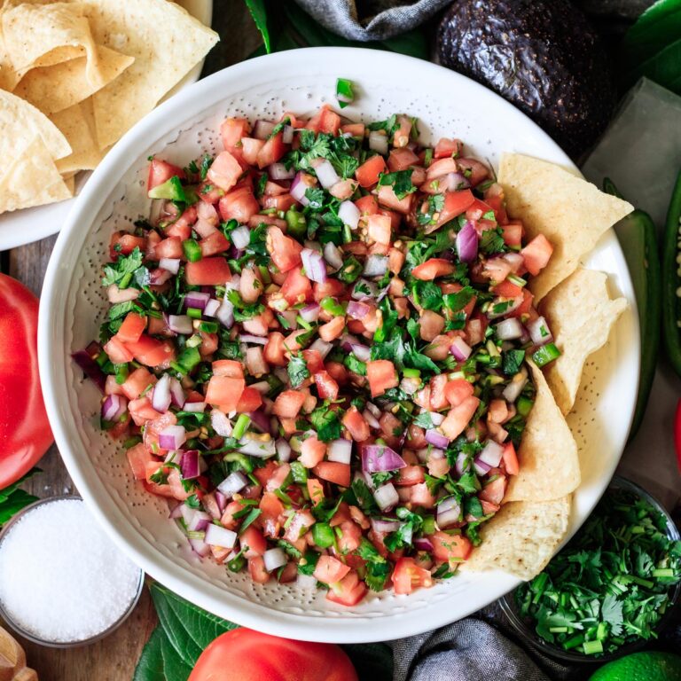 Chipotle Fresh Tomato Salsa (Copycat Recipe) - Savor the Flavour