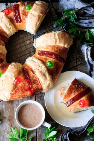 Rosca de Reyes: Three Kings Bread - Savor the Flavour