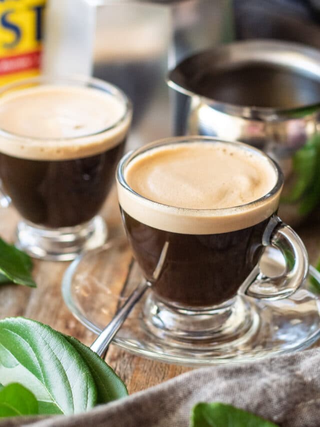 How to Make Moka Pot Coffee - Savor the Flavour