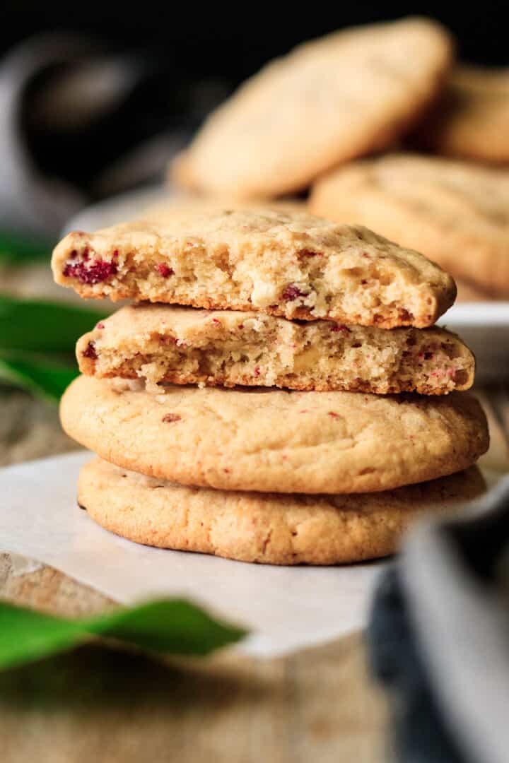 Subway Raspberry Cheesecake Cookies Copycat - Savor the Flavour