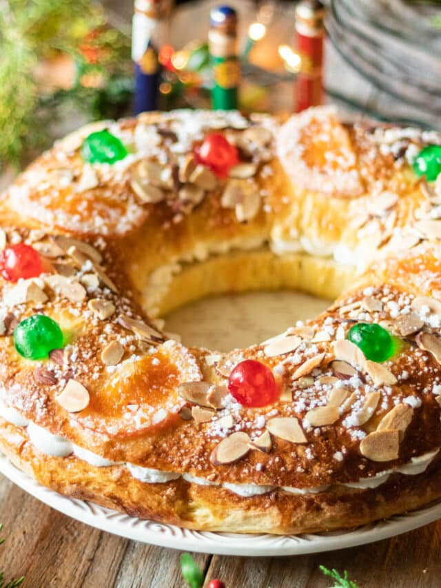 Rosca de Reyes: Three Kings Bread - Savor the Flavour