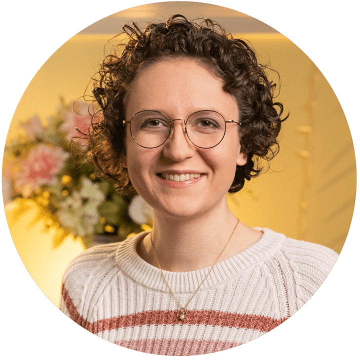 About Us - Savor the Flavour