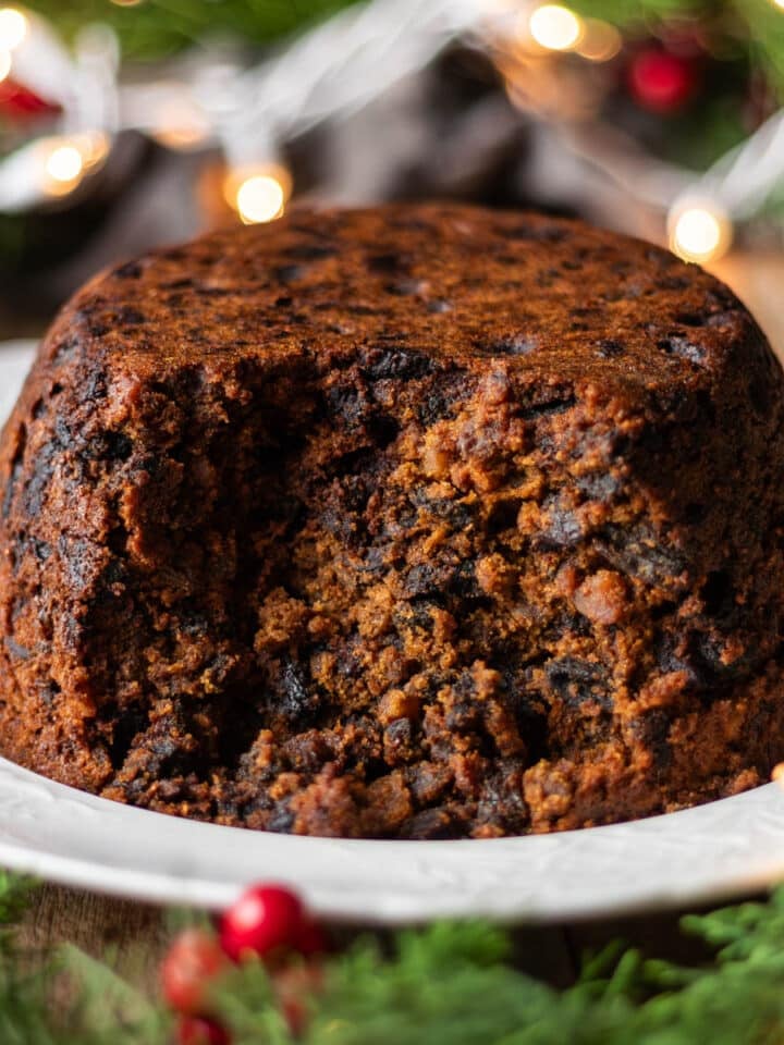 Easy English Plum Pudding - Savor the Flavour