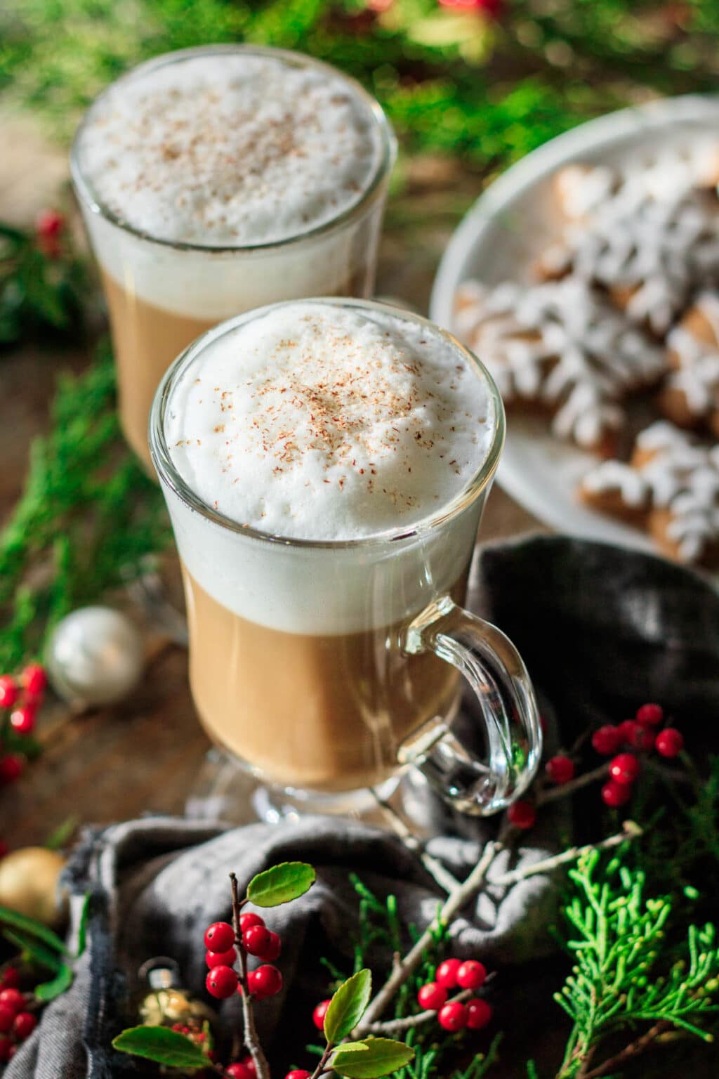 Copycat Starbucks Gingerbread Latte - Savor the Flavour