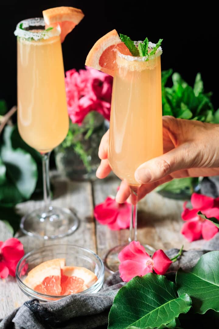 Grapefruit Ginger Fizz Mocktail - Savor the Flavour