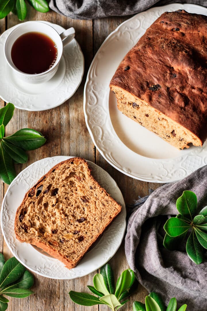 Lincolnshire Plum Bread - Savor the Flavour