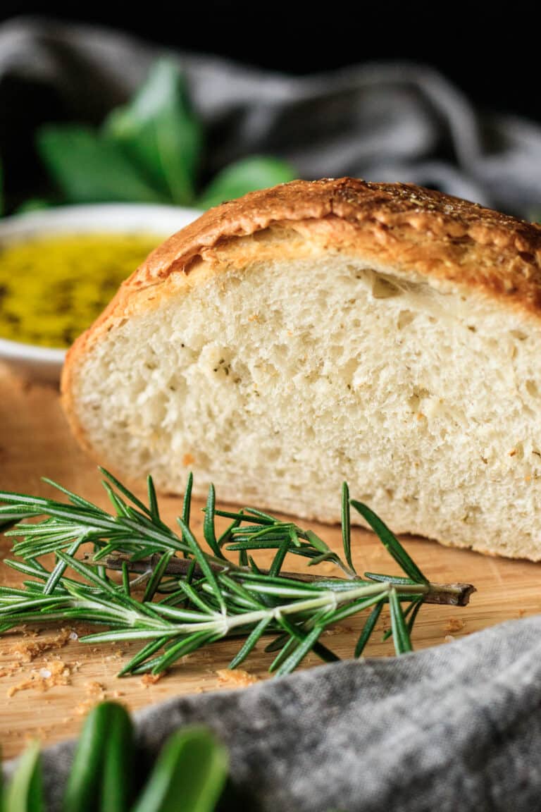Macaroni Grill Bread Recipe - Savor the Flavour